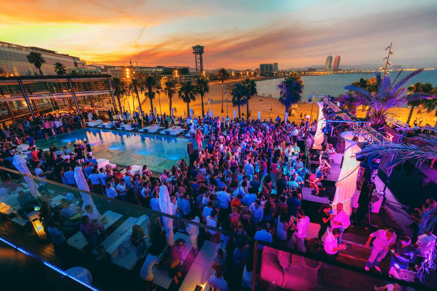 Best Beach Clubs in Barcelona - Barcelona Parties and Nightlife
